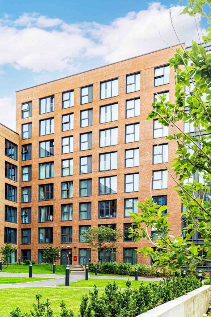 伯明翰市中心二手現樓推介 THE AXIUM 物業投資首選 - 英華地產 Ying Wah Property